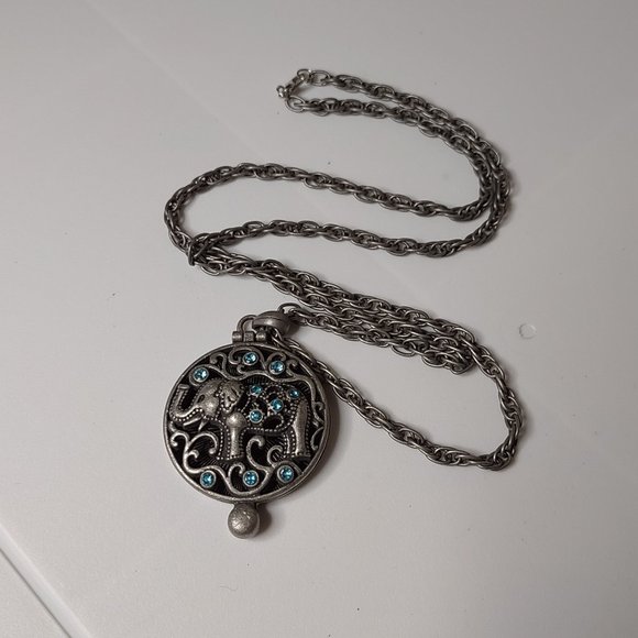 Jewelry | Very Awesome Silver Tone Large Elephant Locket Necklace 28 ...